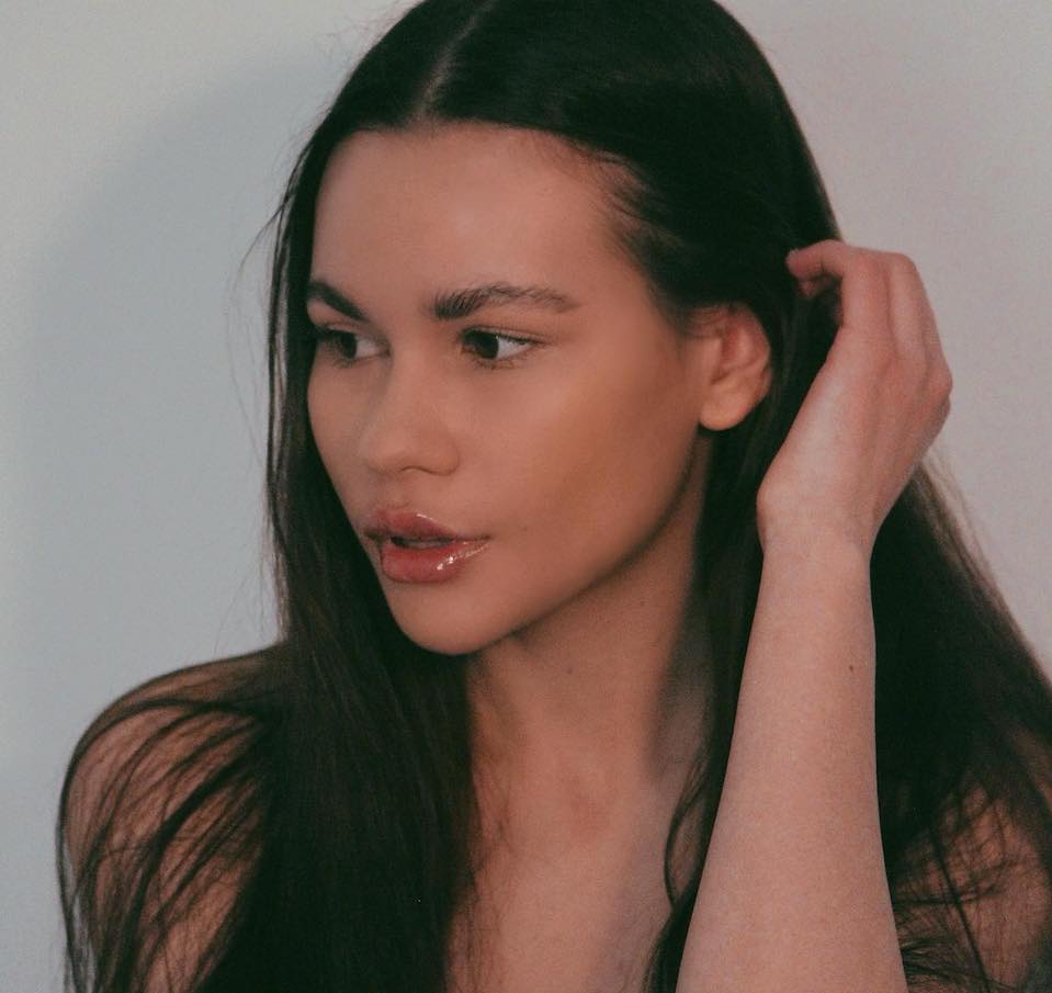 Lisa – Agency Harem