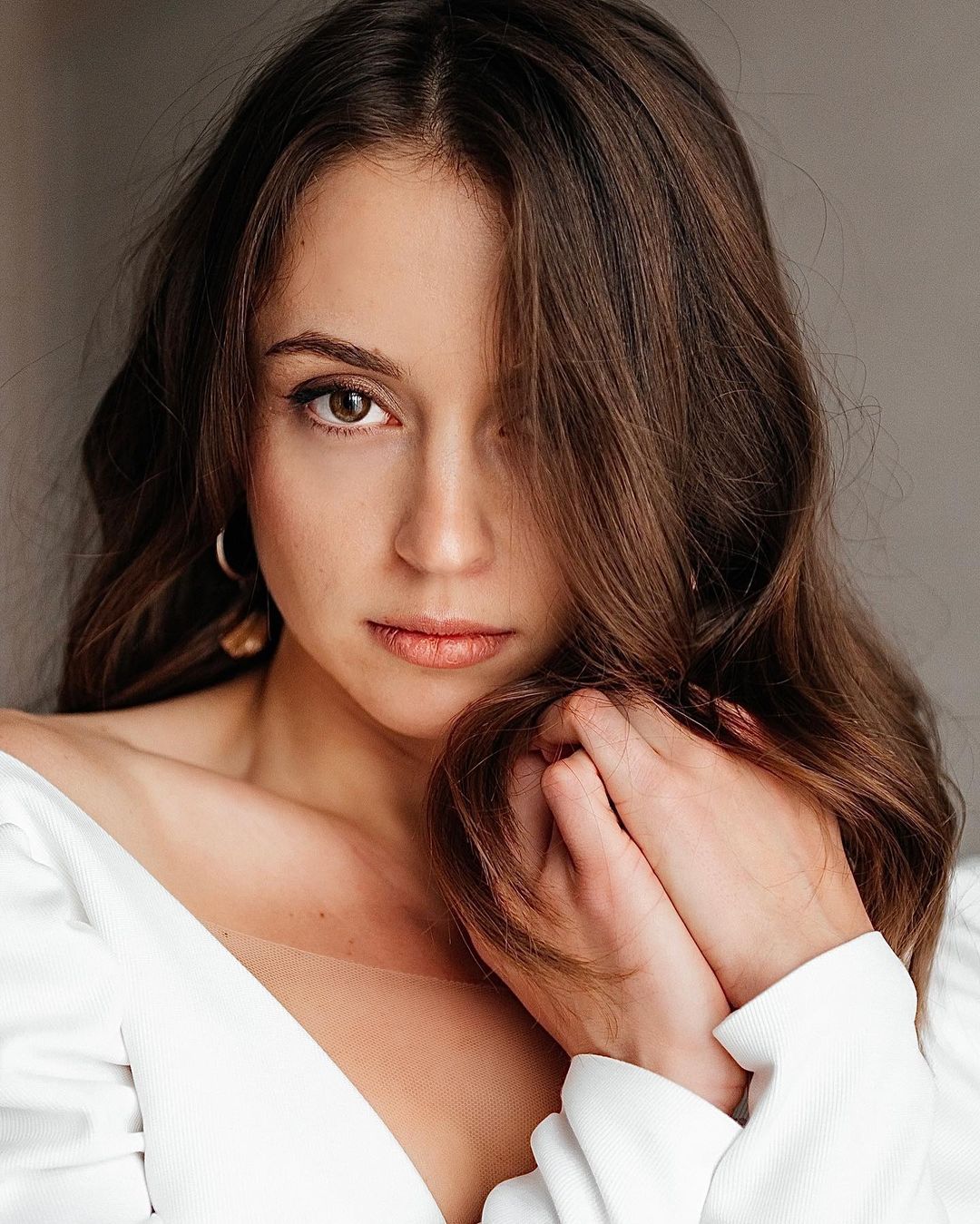 Veronika – Agency Harem