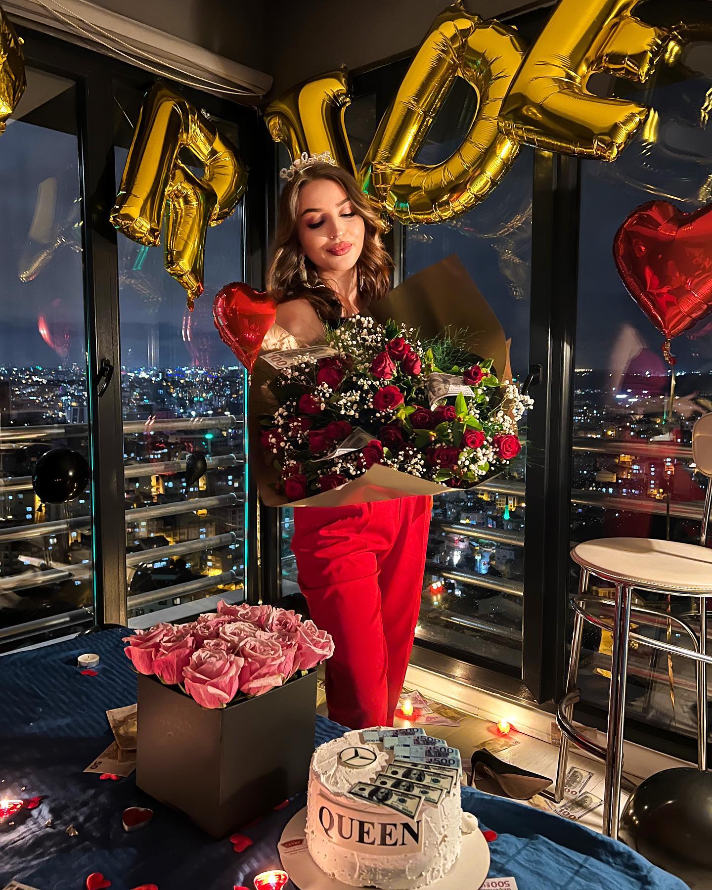 Elena V – Agency Harem